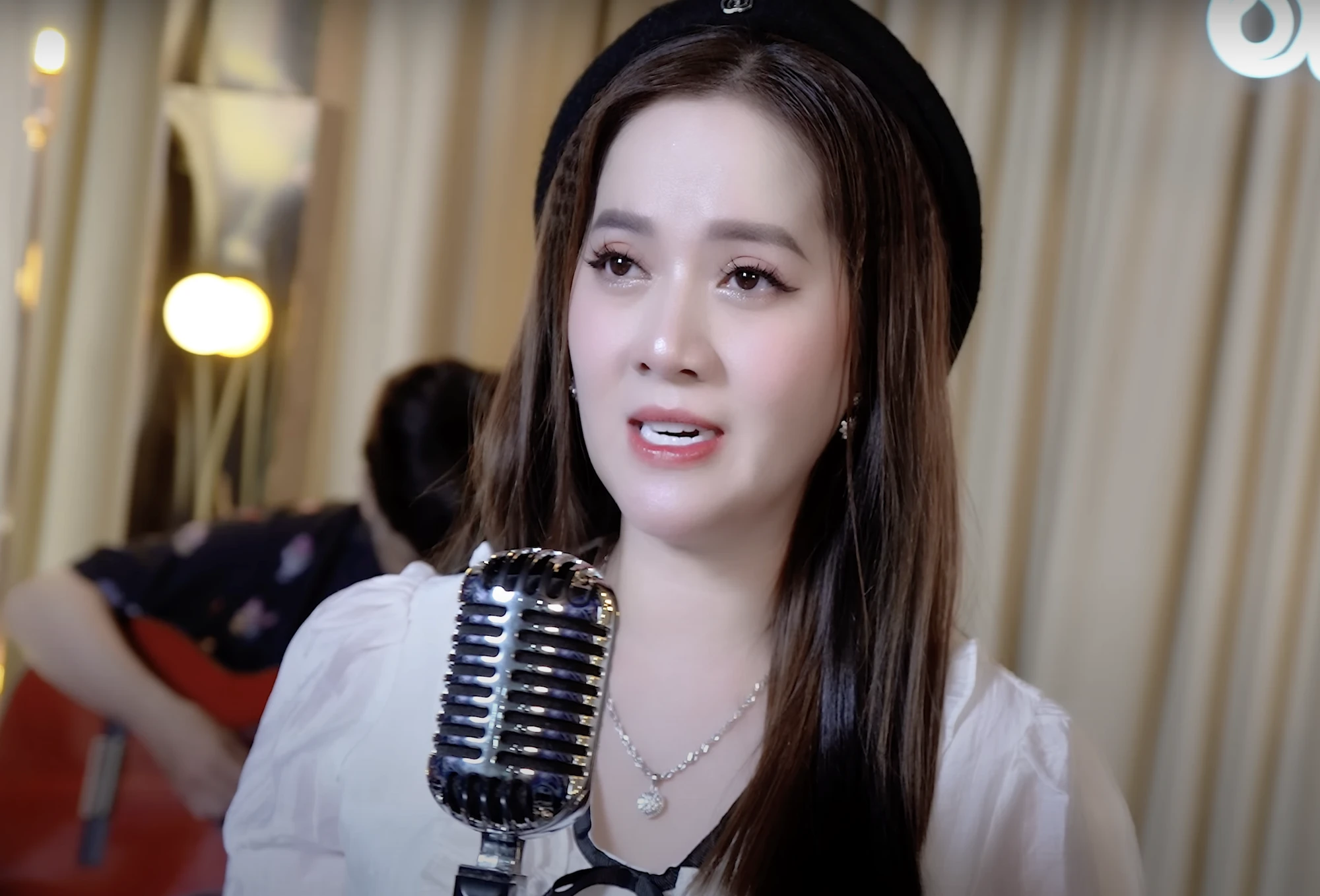 Hồng Loan "hé lộ" ca khúc cuối Vũ Linh thu trước lúc bạo bệnh, khiến fan nghẹn | Showbiz Việt ...