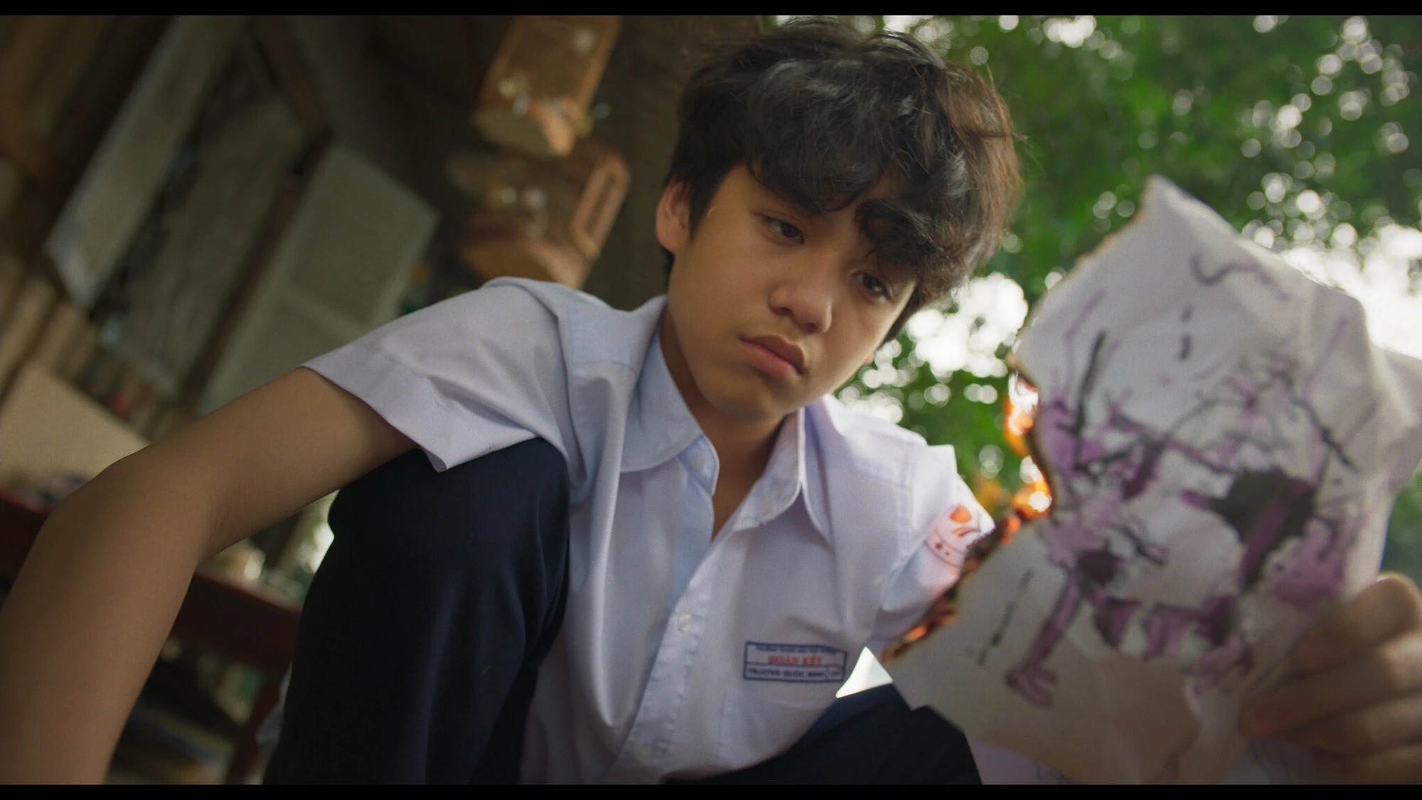 Why did Kieu Minh Tuan's "Con Ke Ba Nghe" (My Child Tells Me) reach the ...