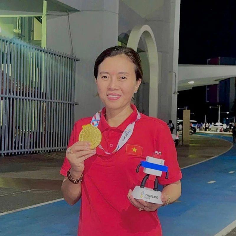 Le Phat's explosive performance with the Vietnam U23 team, sacrificing ...