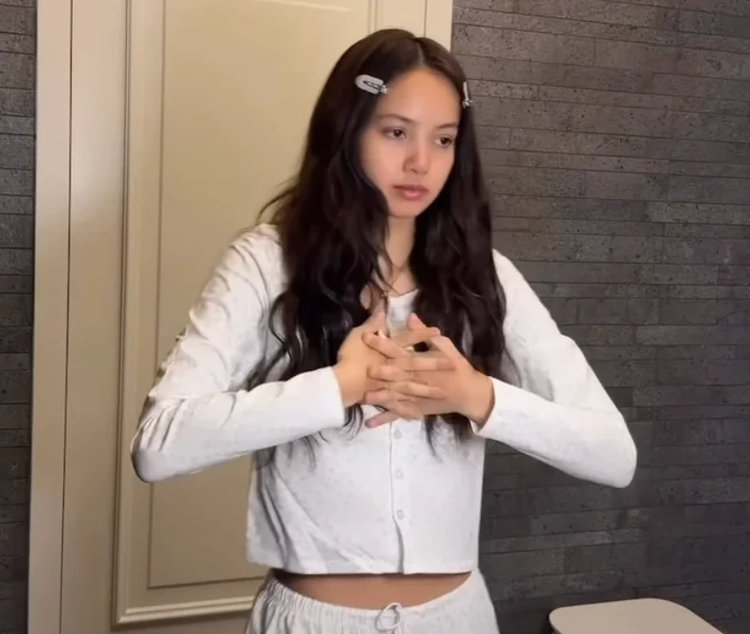 Lisa (BLACKPINK) revealed secret rumors of pregnancy, posted a forum ...