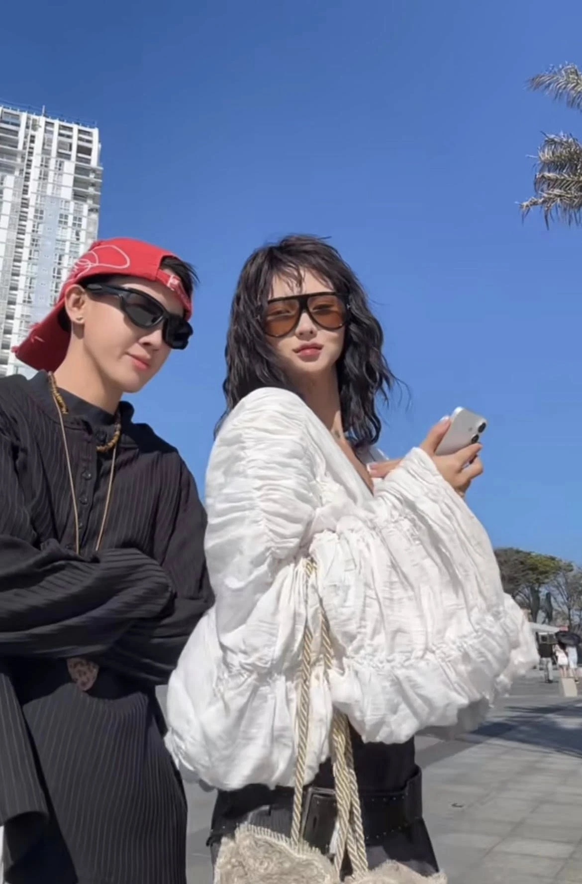 Vợ cũ Decao bị "soi" loạt hint đang yêu "tomboy" đẹp nhất VN, netizen ...