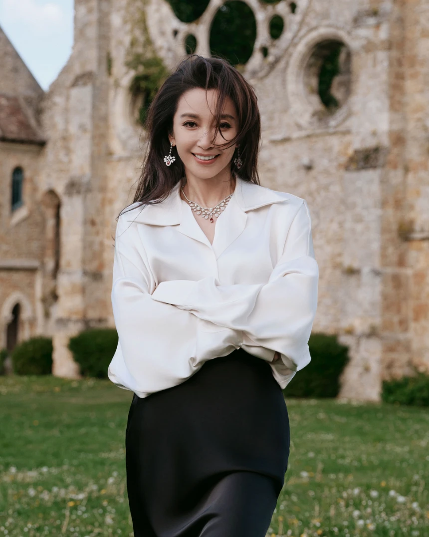 Song Hye Kyo vs. Li Bingbing: A stunning beauty contest or a ...